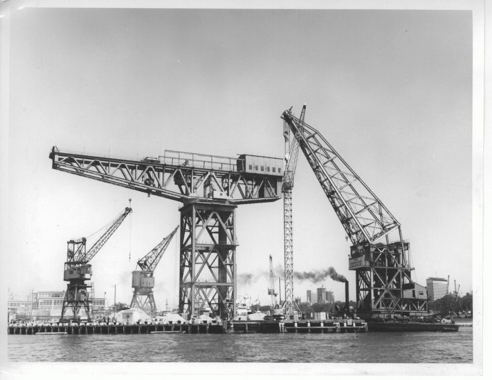 The Hammerhead Crane - Naval Historical Society of Australia