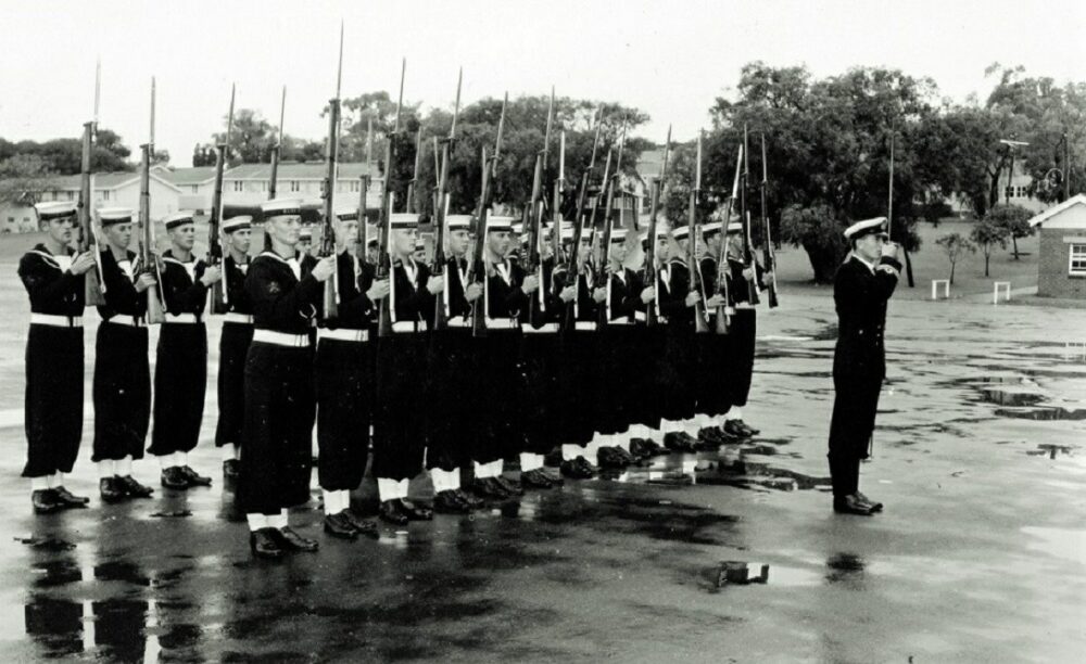 7 NASHOS Navy_HMAS_Leeuwin_WA_1954 - Naval Historical Society of Australia
