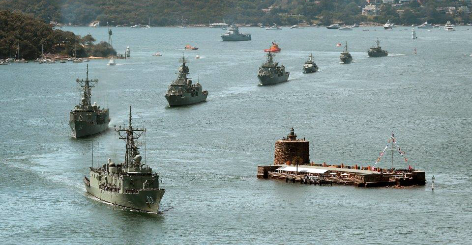 RAN Fleet Entry to Sydney Harbour 4 October 2013 - Naval Historical ...